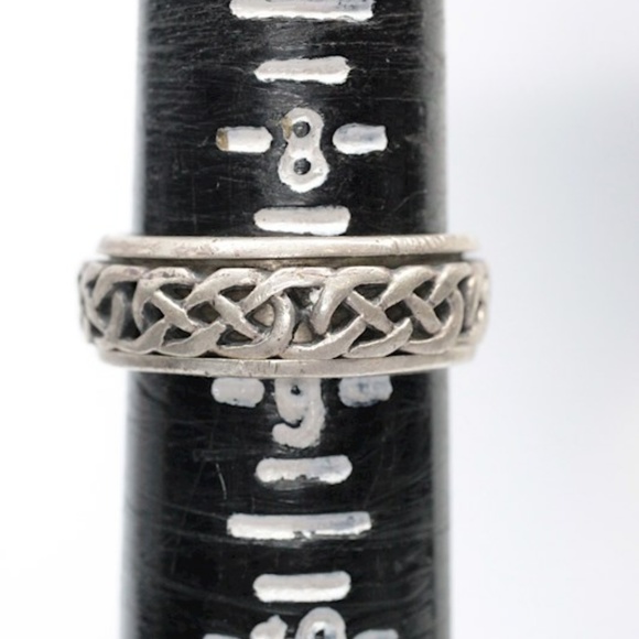 PSCL 925 | Jewelry | Pscl Celtic Knot Spinner Band | Poshmark